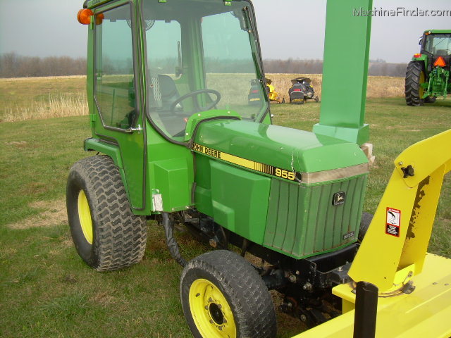 John Deere 955 Tractors - Utility (40-100hp) - John Deere MachineFinder