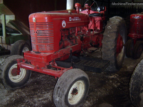 International Harvester Super M Tractor