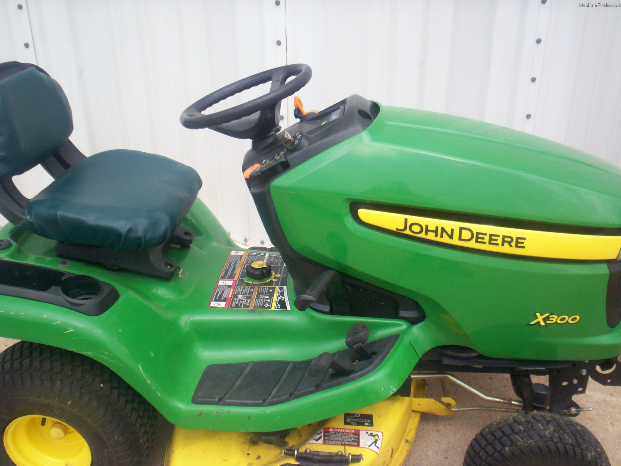 2008 John Deere X300 Lawn & Garden and Commercial Mowing - John Deere ...