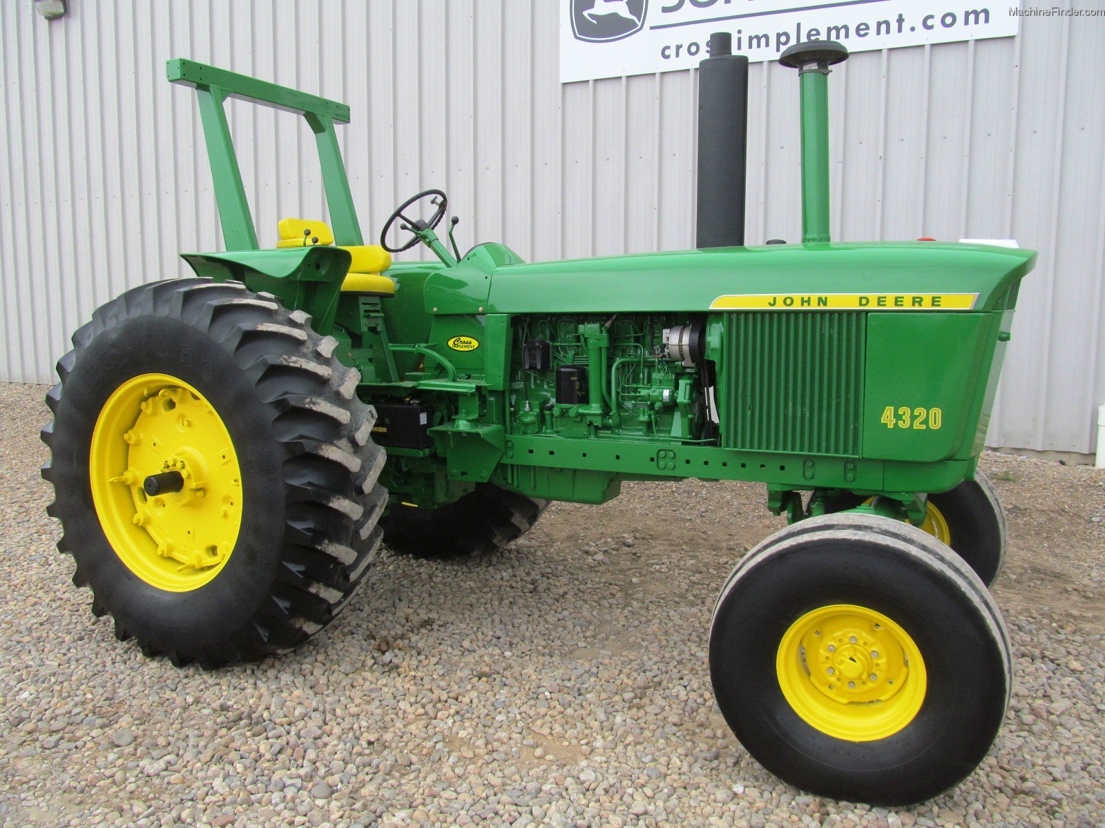 4320 John Deere