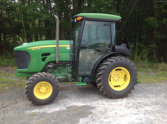 John Deere 5093EN Tractors - Utility (40-100hp) - John Deere MachineFinder