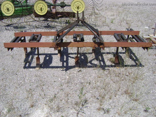 Other 7 SHANK CHISEL PLOW Tillage - John Deere MachineFinder