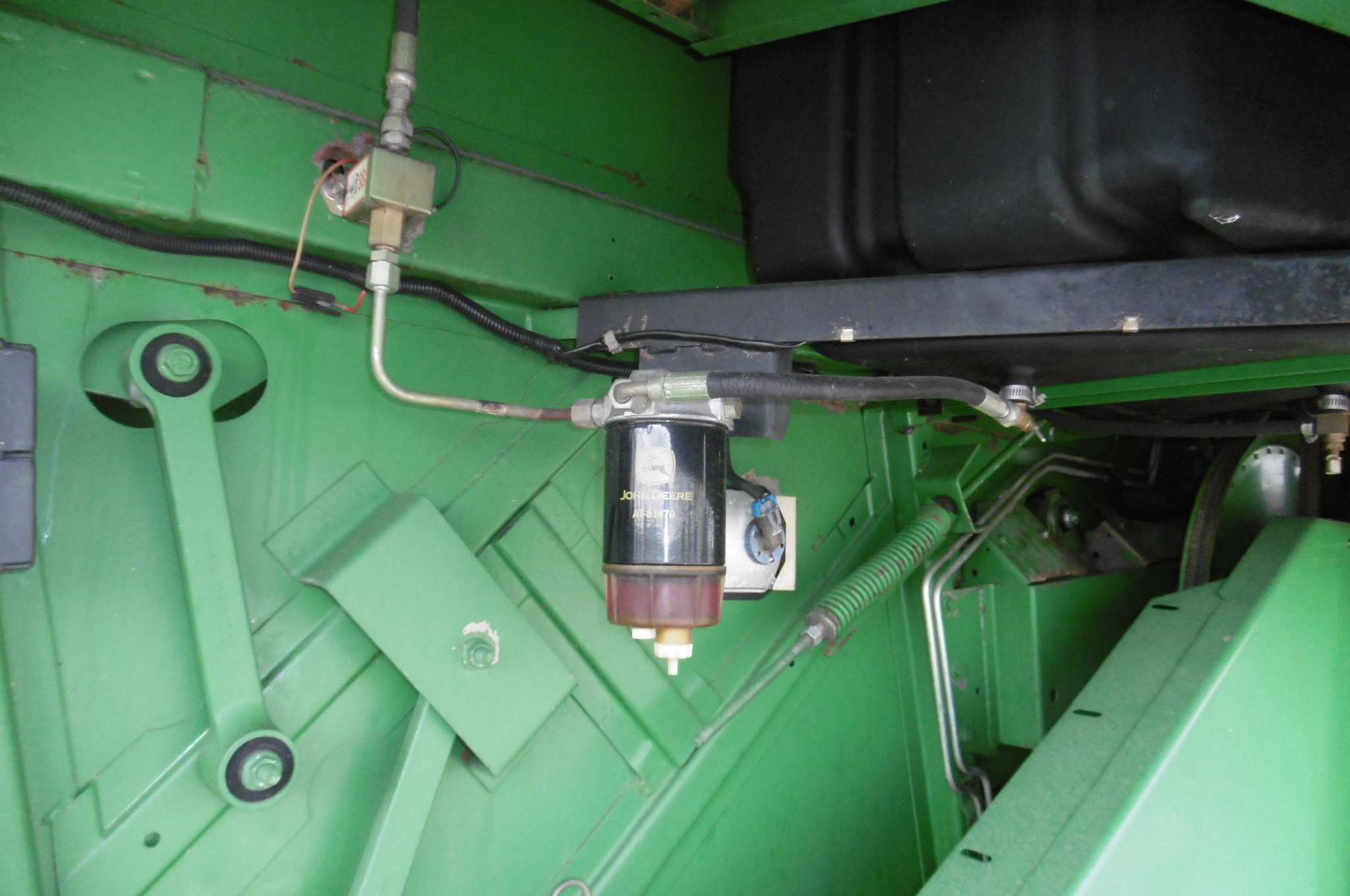 1998 John Deere 9510 Combine For Sale Wisconsin