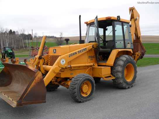 1988 John Deere 210C Tractor Loader Backhoes - John Deere MachineFinder