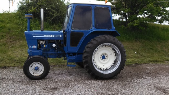 1976 Ford 7600 Tractors - Row Crop (+100hp) - John Deere MachineFinder