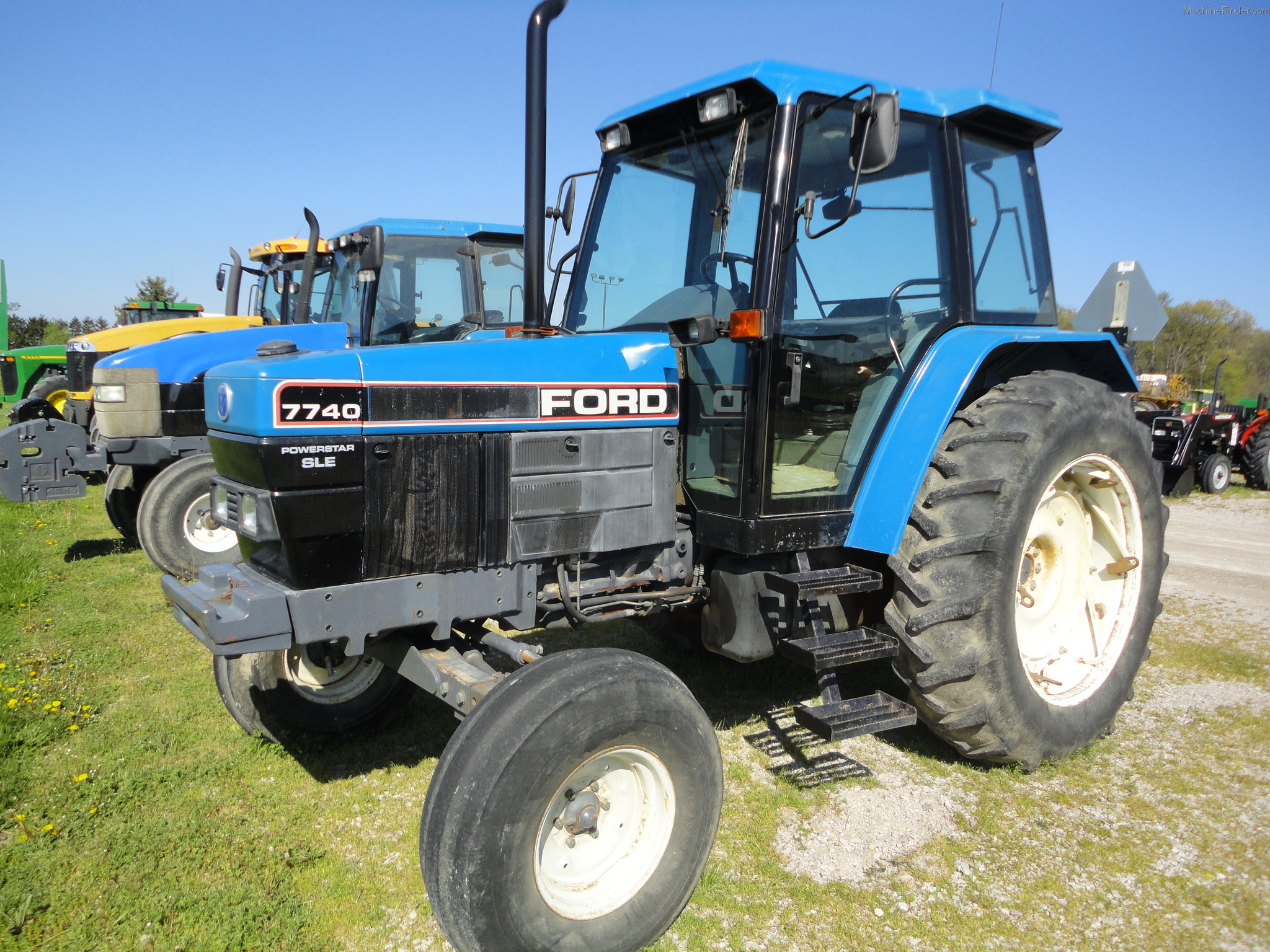 1995 Ford 7740 Tractors - Utility (40-100hp) - John Deere MachineFinder