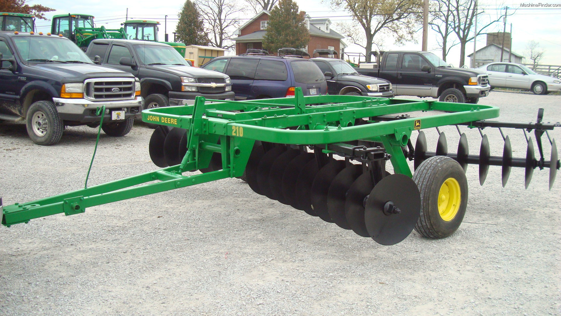 John Deere 210 Tillage - John Deere MachineFinder