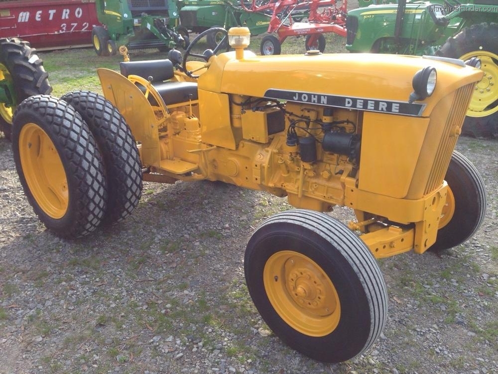 John Deere 1010 Tractor
