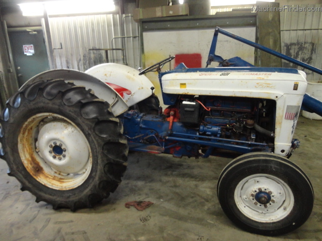1957 Ford 860 Tractors - Utility (40-100hp) - John Deere MachineFinder