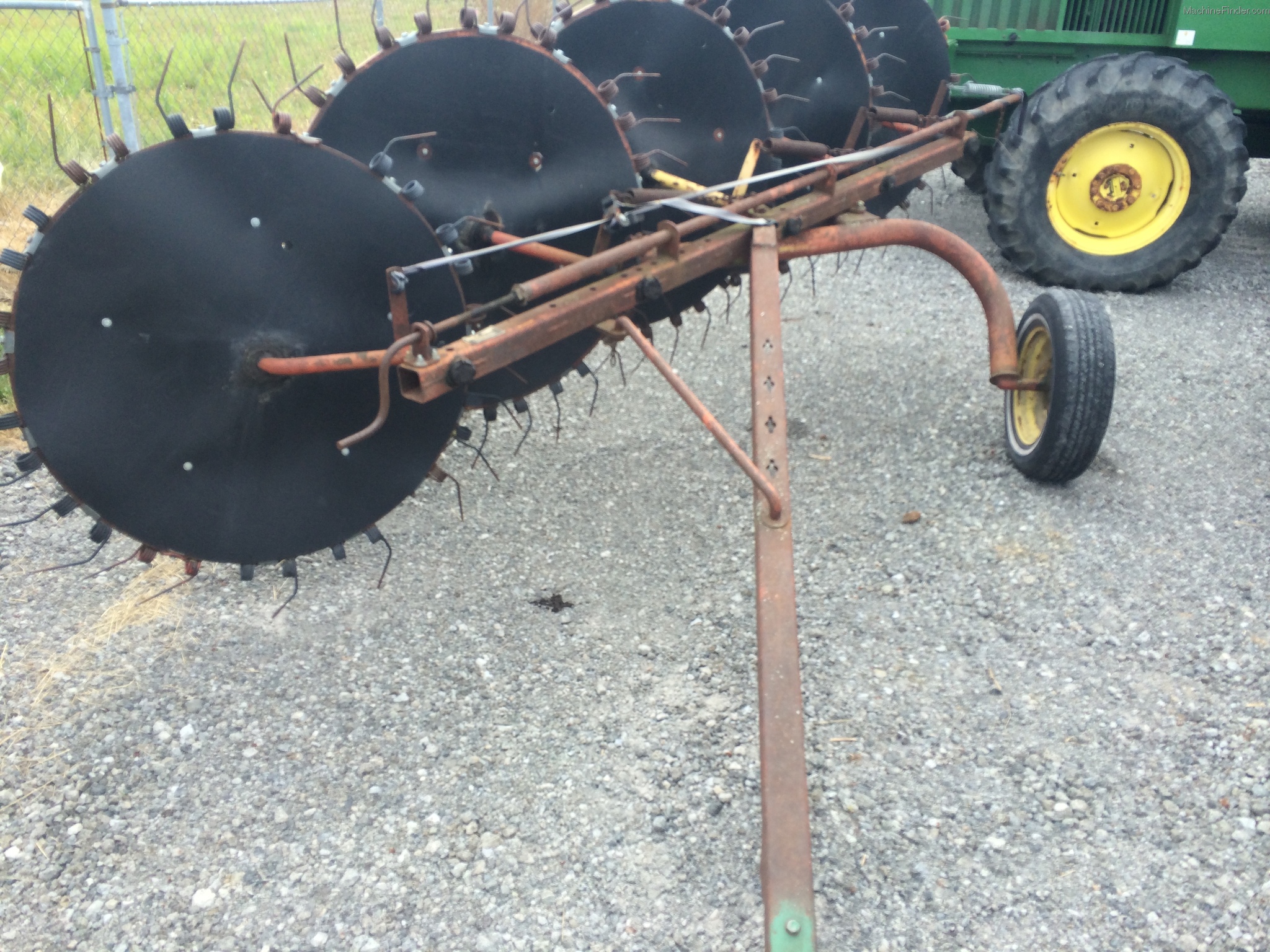 Farmhand F76E Hay Equipment - Handling and Transport - John Deere ...