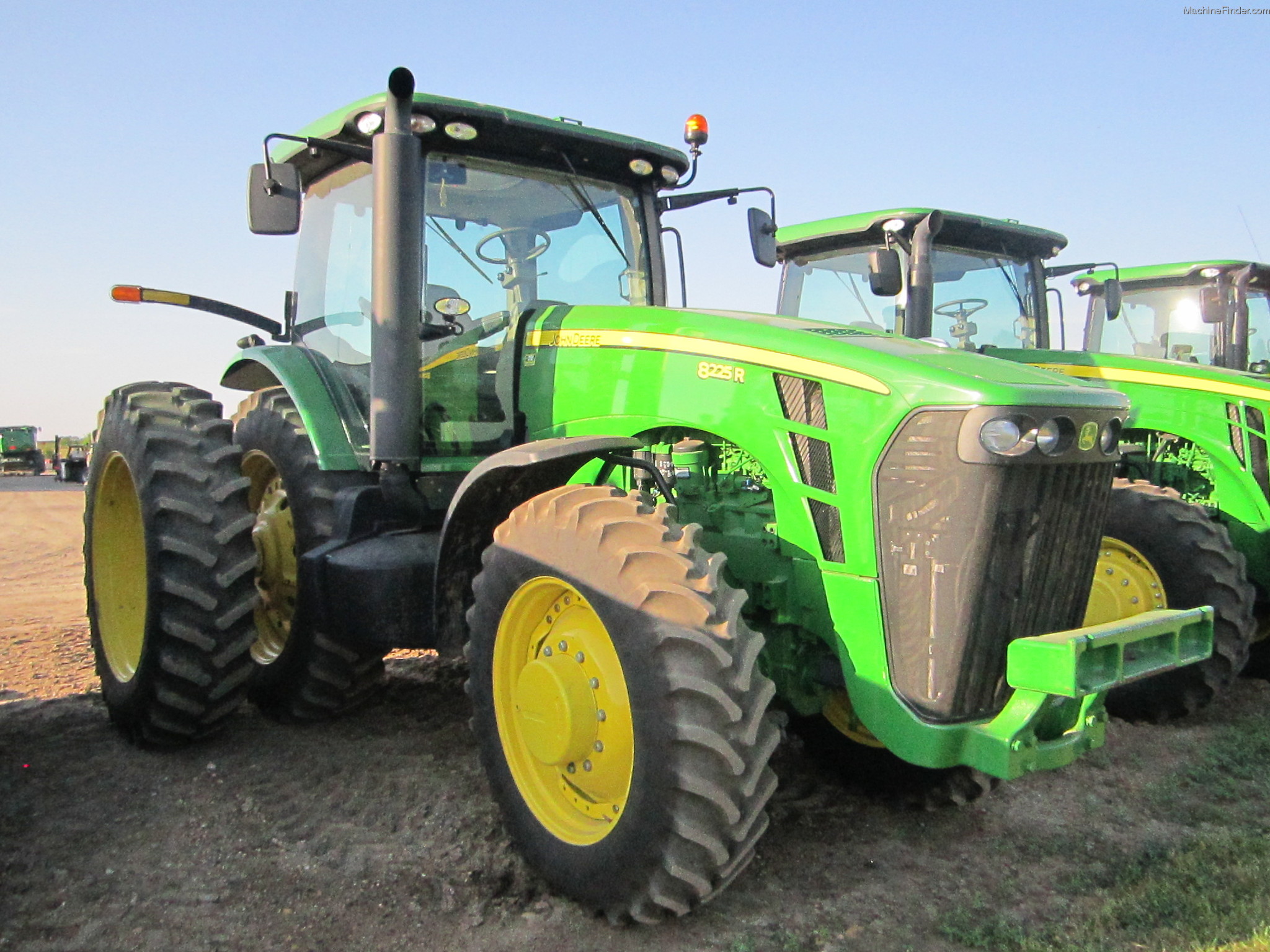 2010 John Deere 8225R Tractors - Row Crop (+100hp) - John Deere ...