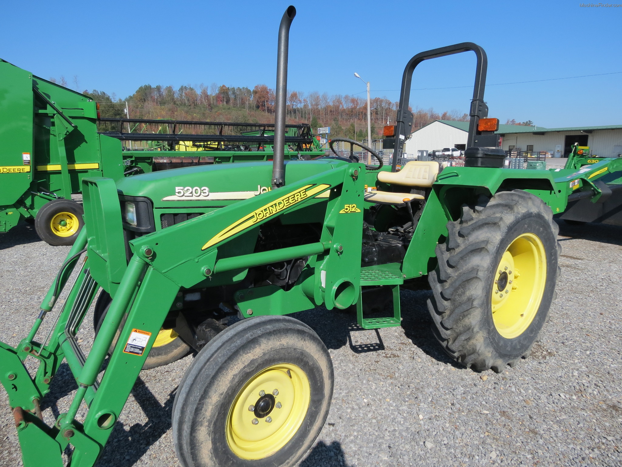 John Deere 5203 Tractors - Utility (40-100hp) - John Deere MachineFinder
