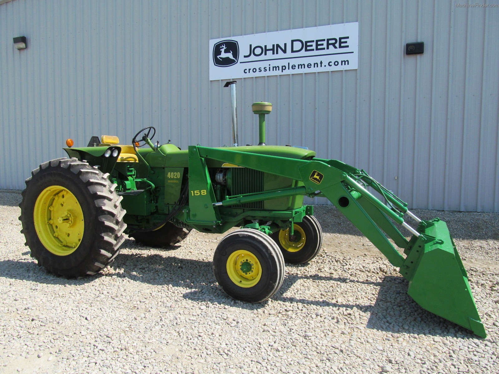 John Deere 158 Tractor Loaders - John Deere MachineFinder