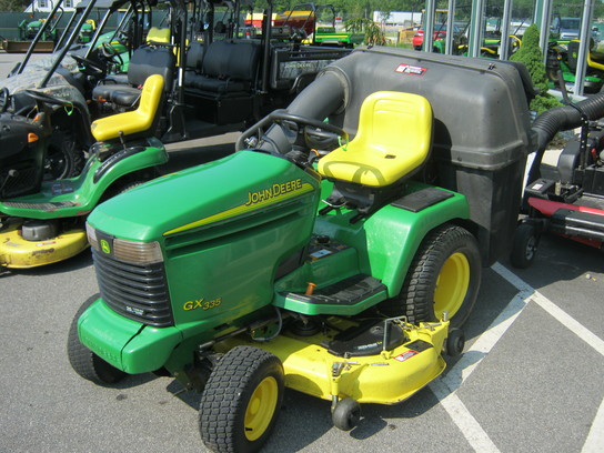 John Deere 335 Lawn & Garden and Commercial Mowing - John Deere ...