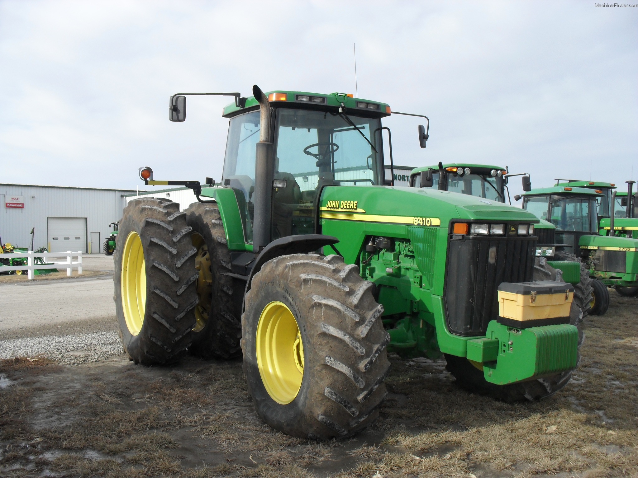 John Deere 8410 Tractors - Row Crop (+100hp) - John Deere MachineFinder