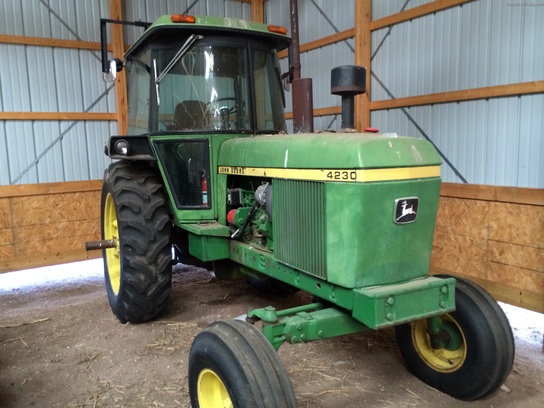 1976 John Deere 4230