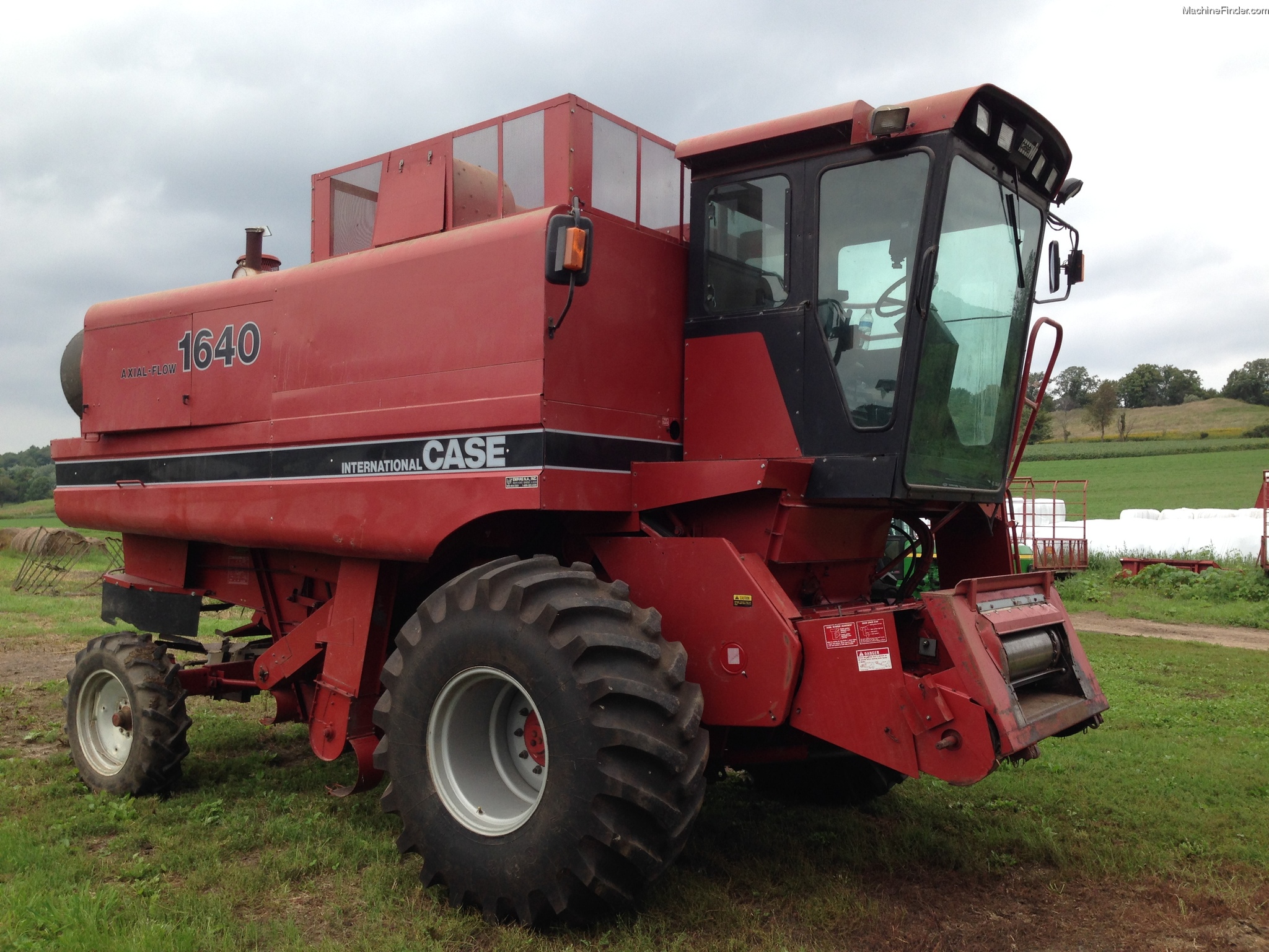 1986 Case IH 1640 Combines - John Deere MachineFinder